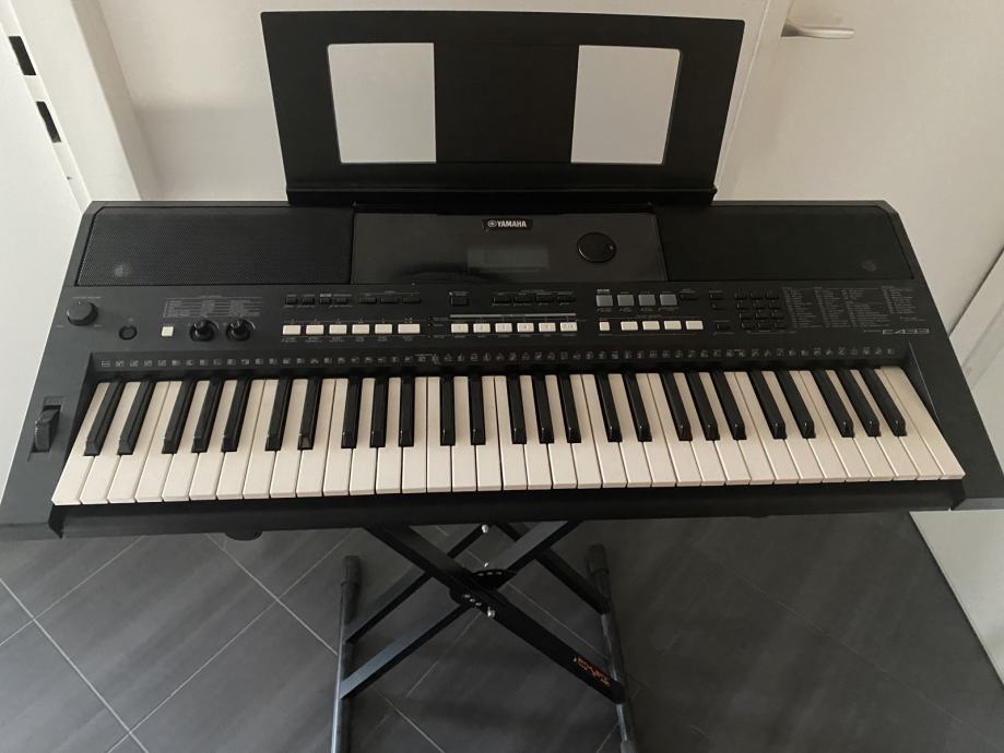 Yamaha PSR-E433