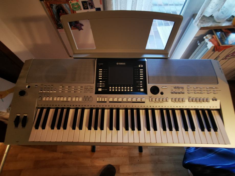 YAMAHA PSR S710