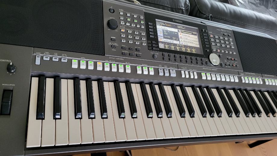 yamaha psr s970