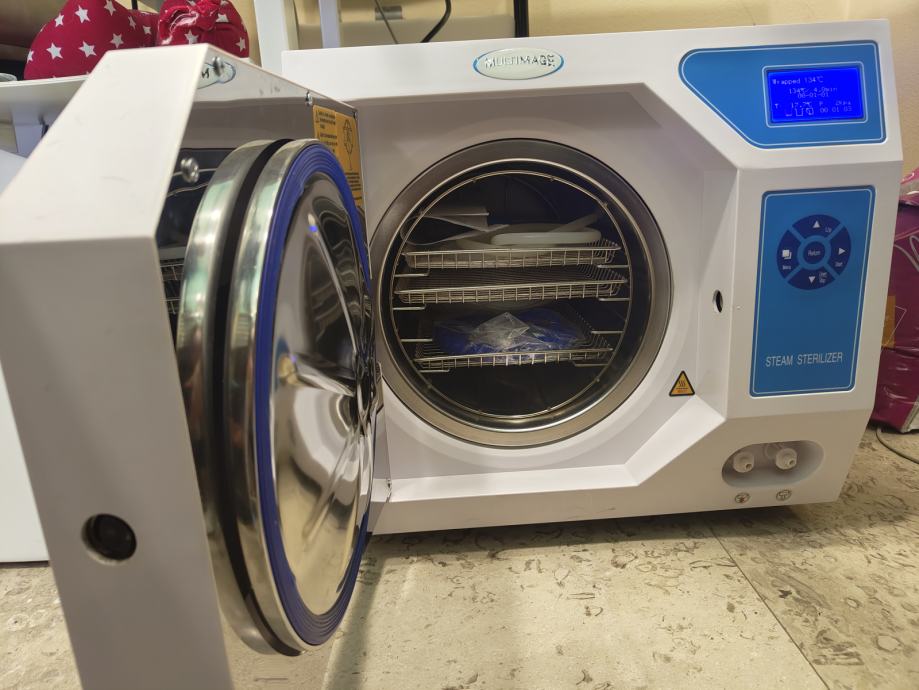 AVTOKLAV STERILIZATOR