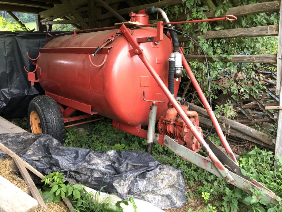 Cisterna creina 2000 l