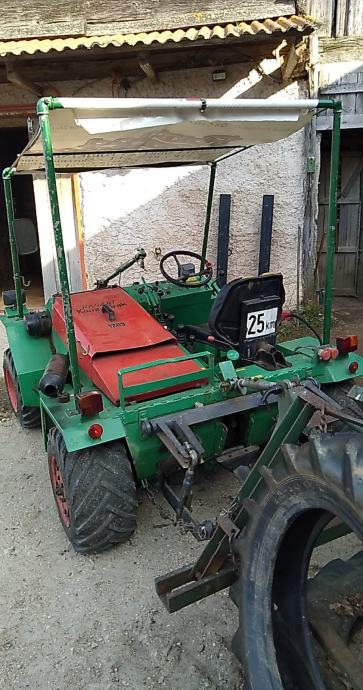 Gorski traktor Resant 1203