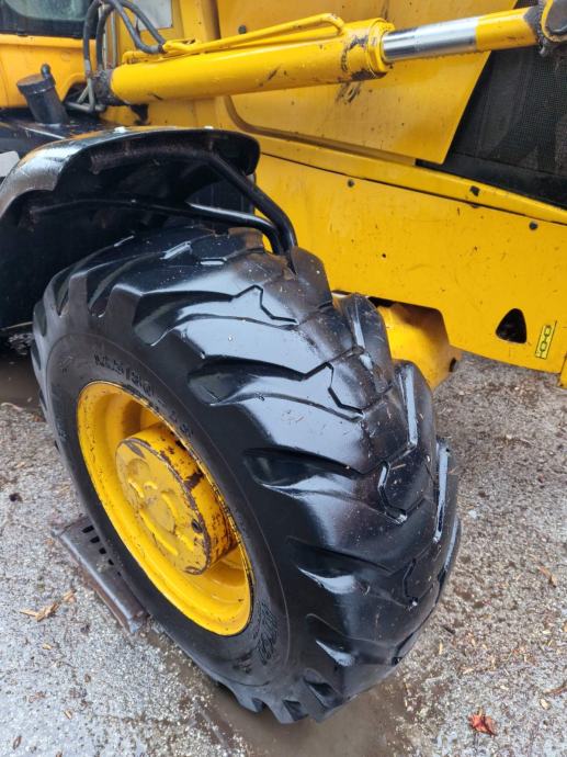 Gume JCB 3CX