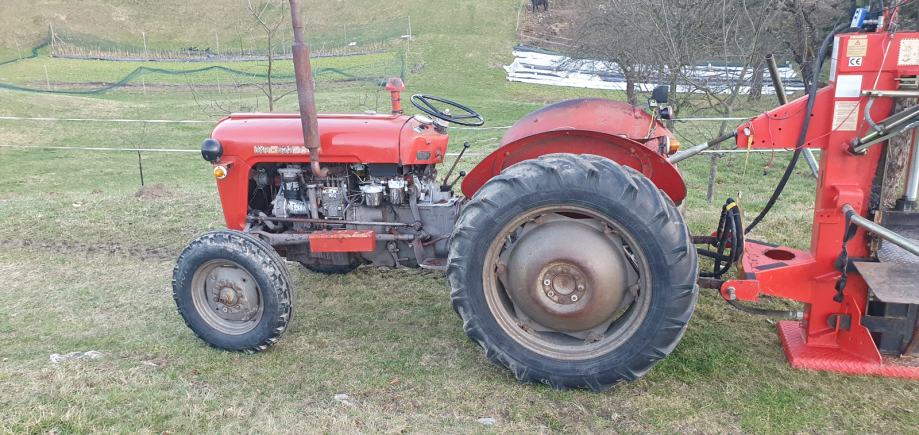 IMT traktor
