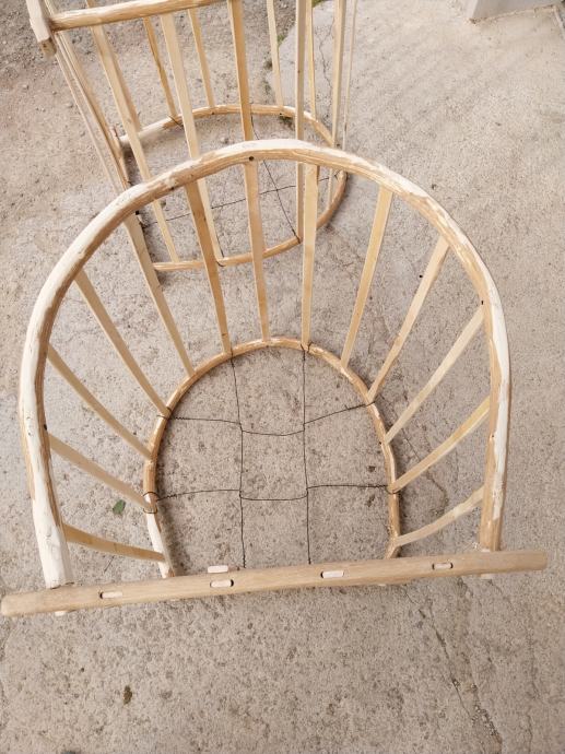 Koš za seno, dekoracijo ali darilo