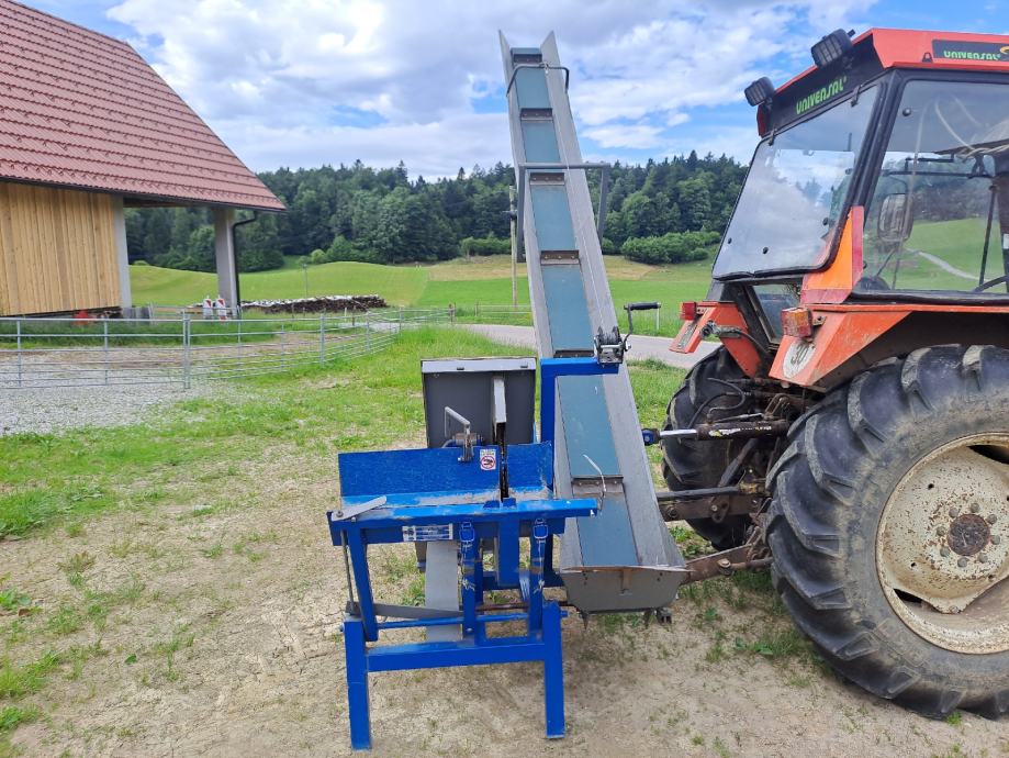 Krožna žaga z trakom 4m na traktorski pogon