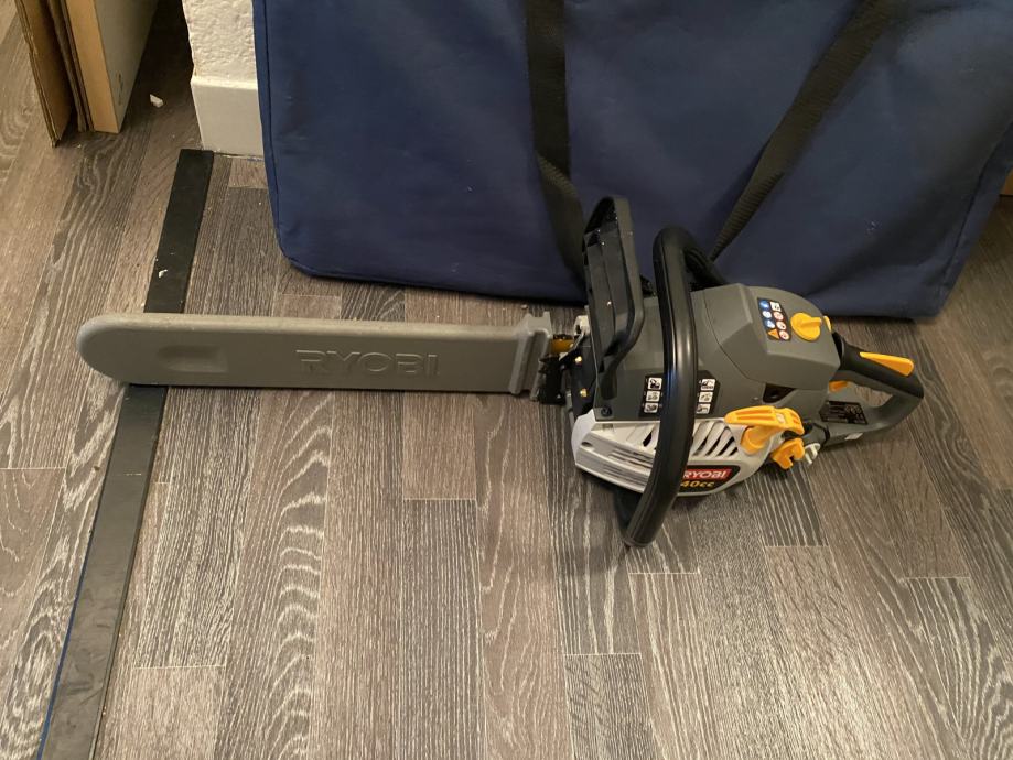 Motorna verižna žaga RYOBI, NOVA