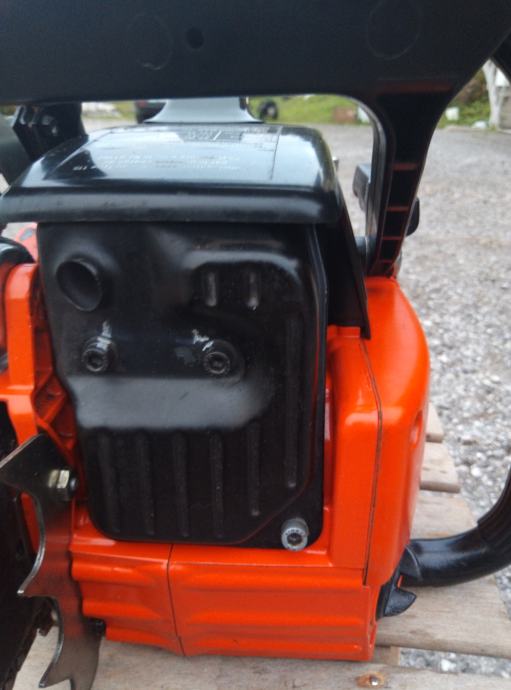 Motorna žaga DOLMAR 115... 3,5ks...5,3kg...magnezijevo ohišje
