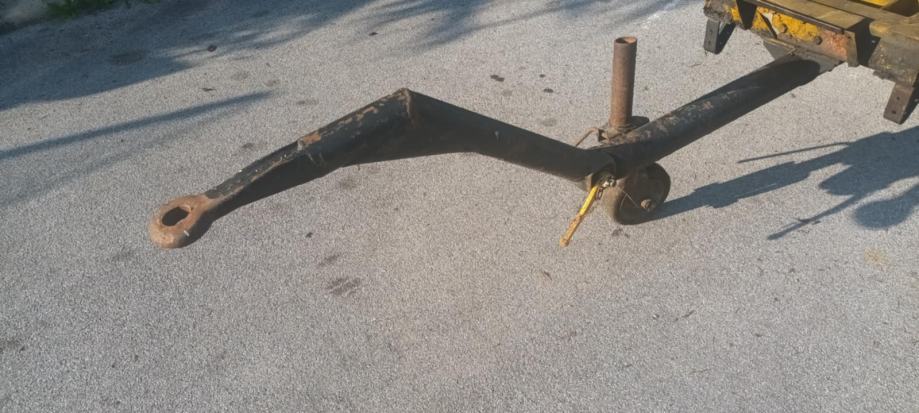 Prikolica podvozje za traktor