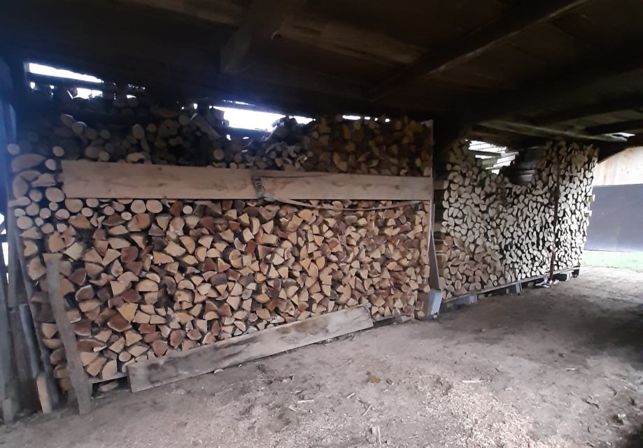 Prodam mešana suha drva hrast, bukev 25m