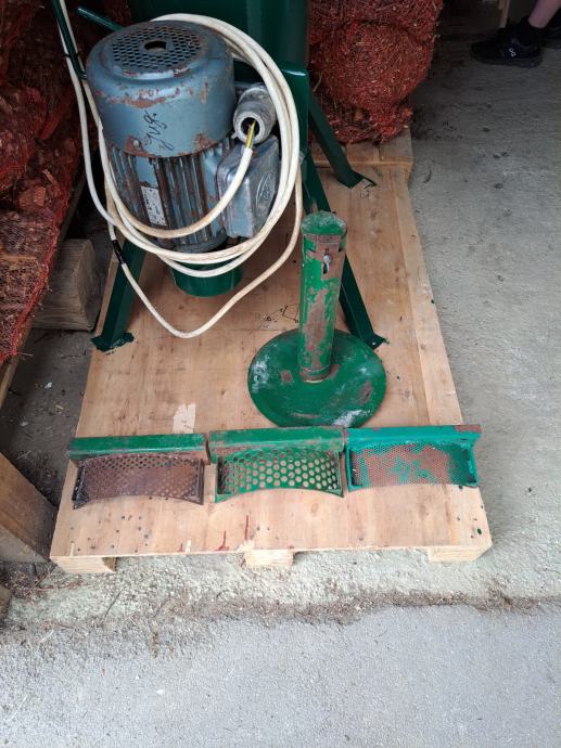 Prodam mikser ali šrotar