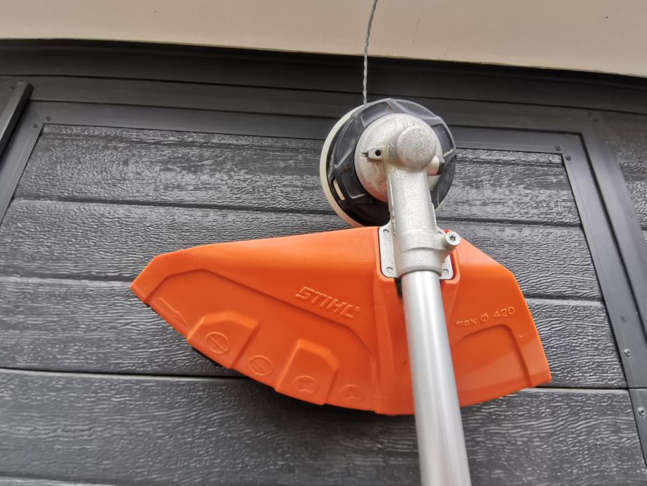 STIHL motorna bočna kosilnica FS 235R