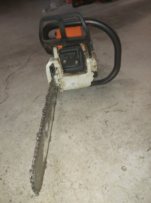 STIHL MS 250c MOTORNA ŽAGA