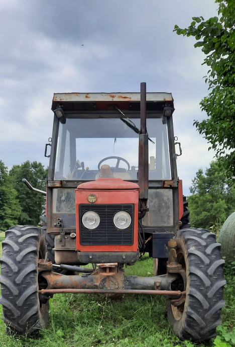 Traktor Zetor 7045