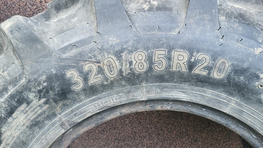 Traktorske gume 320/85/R20
