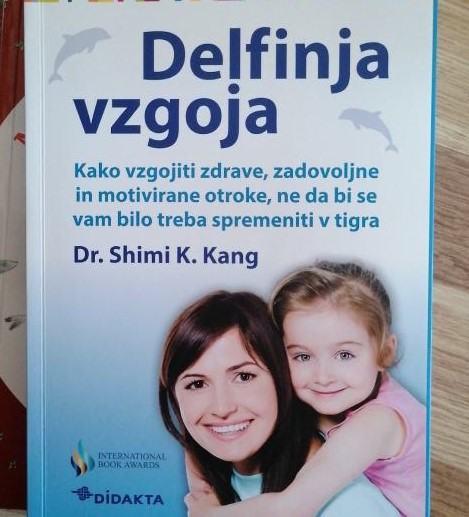 Delfinja vzgoja SHIMI KANG