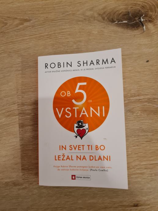 Knjiga ob 5 vstani, in svet ti bo lezal na dlani