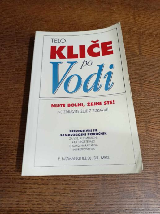 TELO KLIČE PO VODI