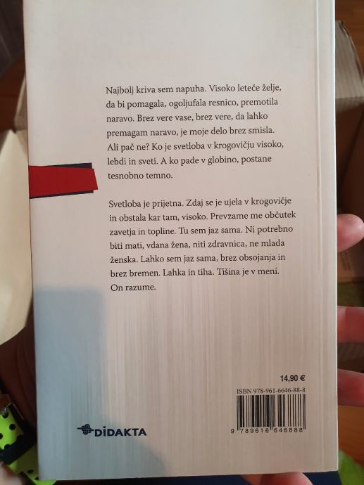 Knjiga rdeči čeveljci, tina bergant