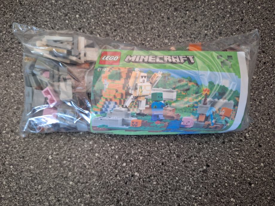 21123 - The Iron Golem Minecraft LEGO Kocke