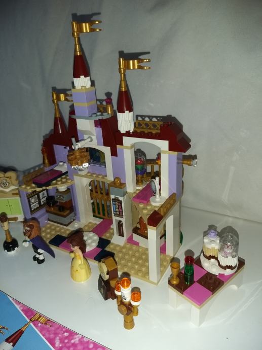 41067 LEGO Disney Princess / Belle s Enchanted Castle
