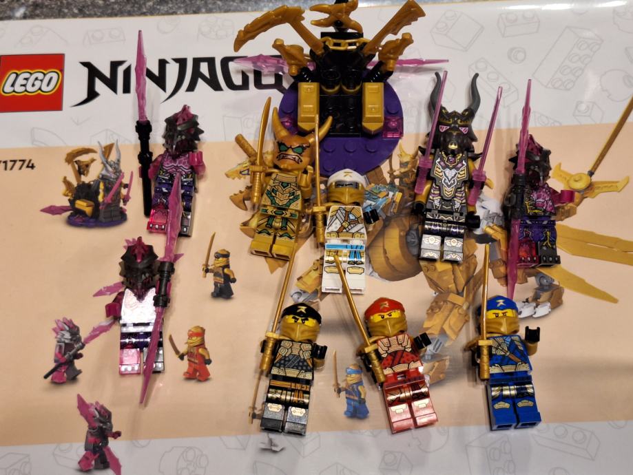 71774 - Lloyds Golden Ultra Dragon Ninjago Crystalized Lego Kocke