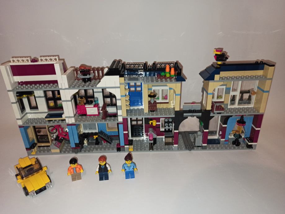 LEGO 31026 Bike Shop & Café (2014)