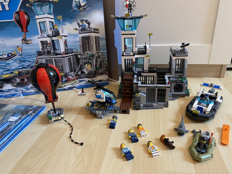 Lego 60130 Prison Island