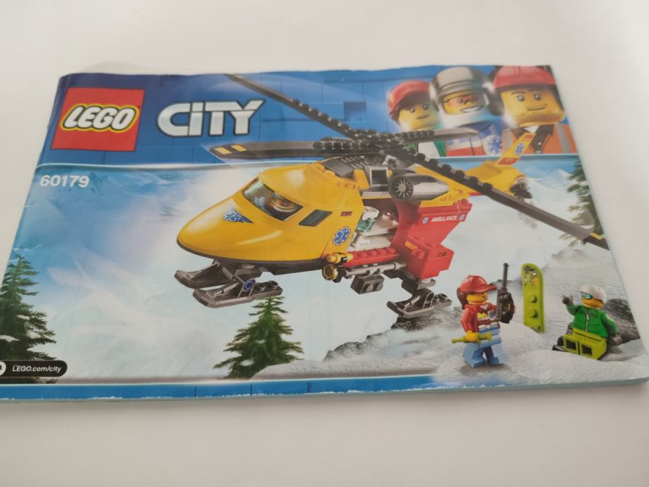 LEGO 60179 Ambulance Helicopter (2018)