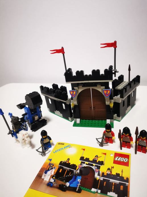 Lego 6059 Knights Stronghold