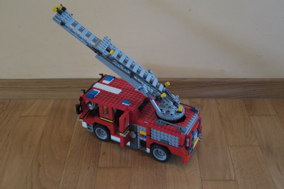 Lego 6752 Fire Rescue - tovornjak in terenec