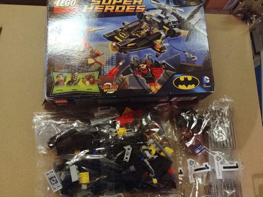 LEGO 76000 Artic Batman vs Mr. Freeze 76011 Batman: Man-Bat Attack