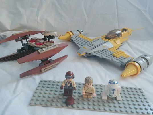 LEGO 7660 Naboo N-1 Starfighter and Vulture Droid Star Wars