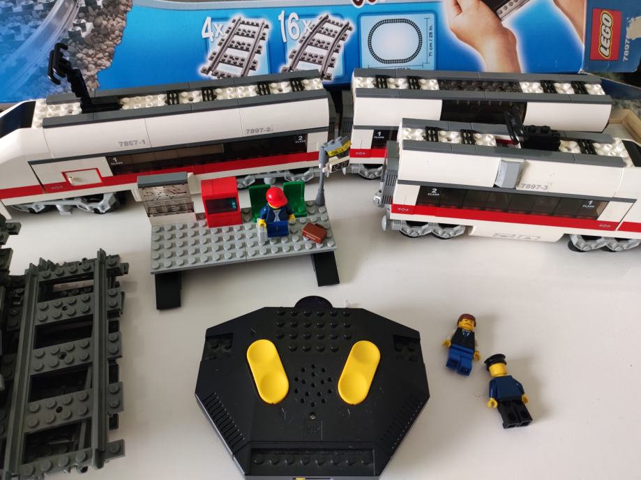 Lego 7897 Passenger Train RC