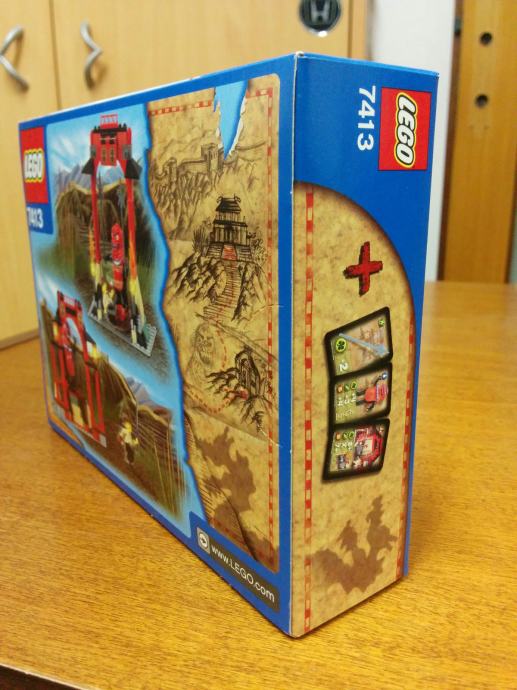 LEGO Adventurers: 7413 Passage of Jun-Chi (SEALED!)