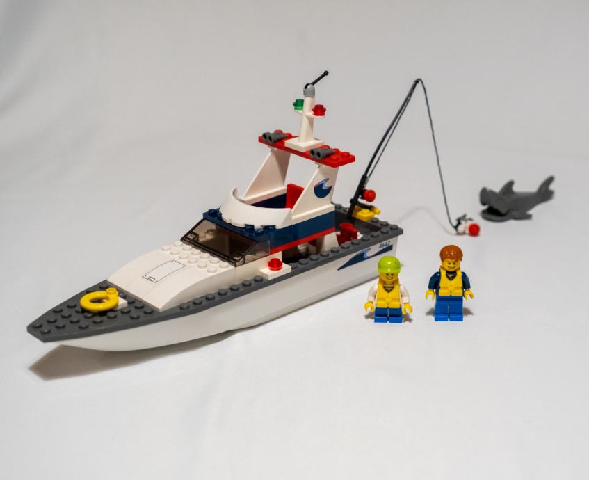 LEGO CITY - 4642 - Fishing Boat