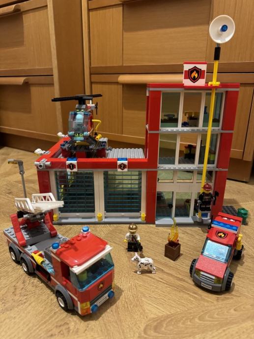 Lego City 60004 Fire Station