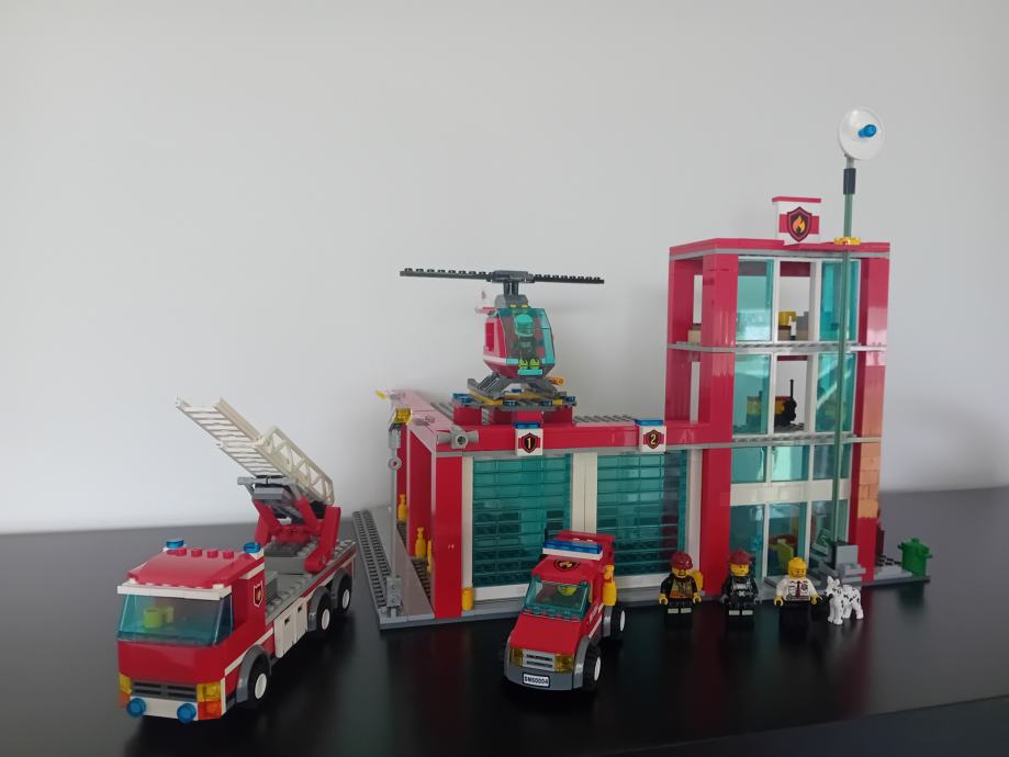 Lego City gasilci 60002 in 60004