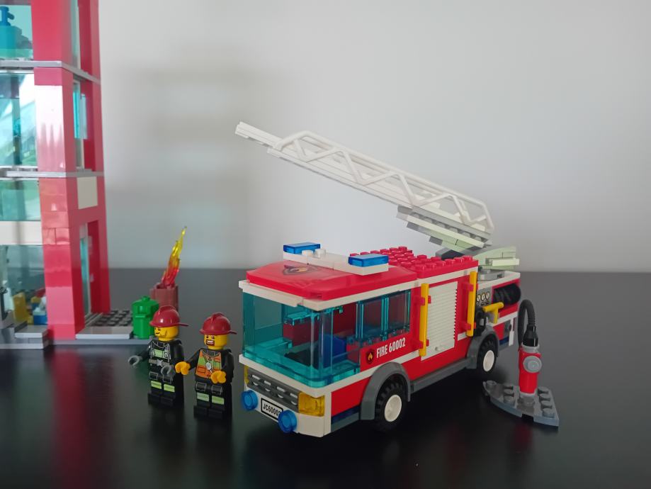 Lego City gasilci 60002 in 60004