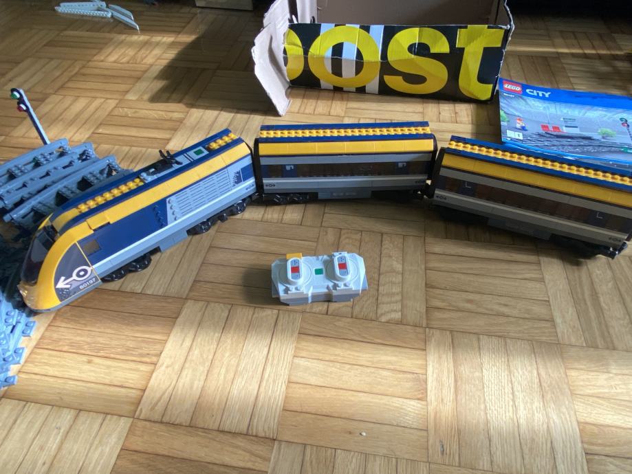 Lego City Passenger Train - 60197