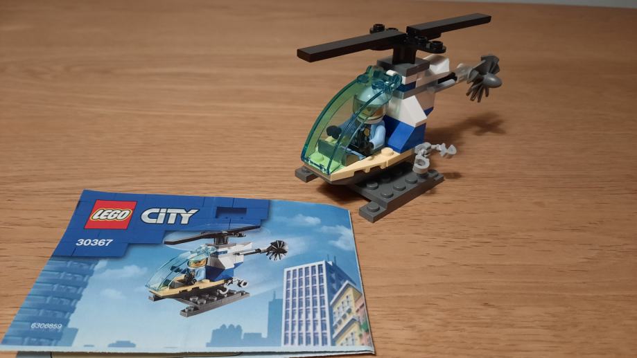 LEGO City Policijski helikopter (30367)