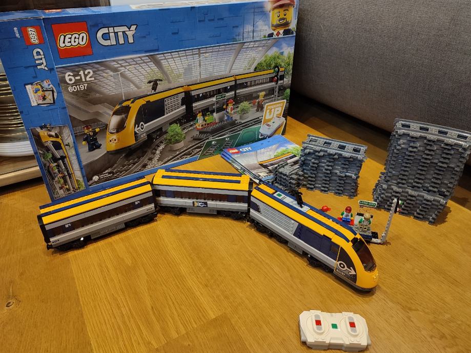 Lego City vlak 60197 + 60205