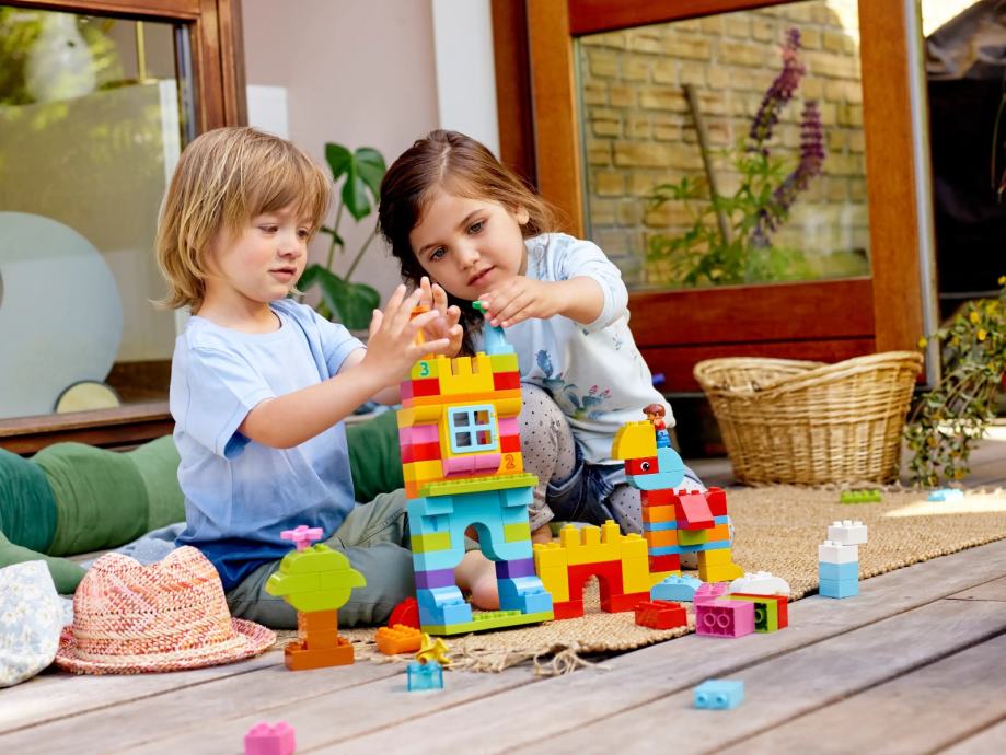 Duplo gradniki - Ustvarjalna zabava 10887 (vse kocke + škatla)