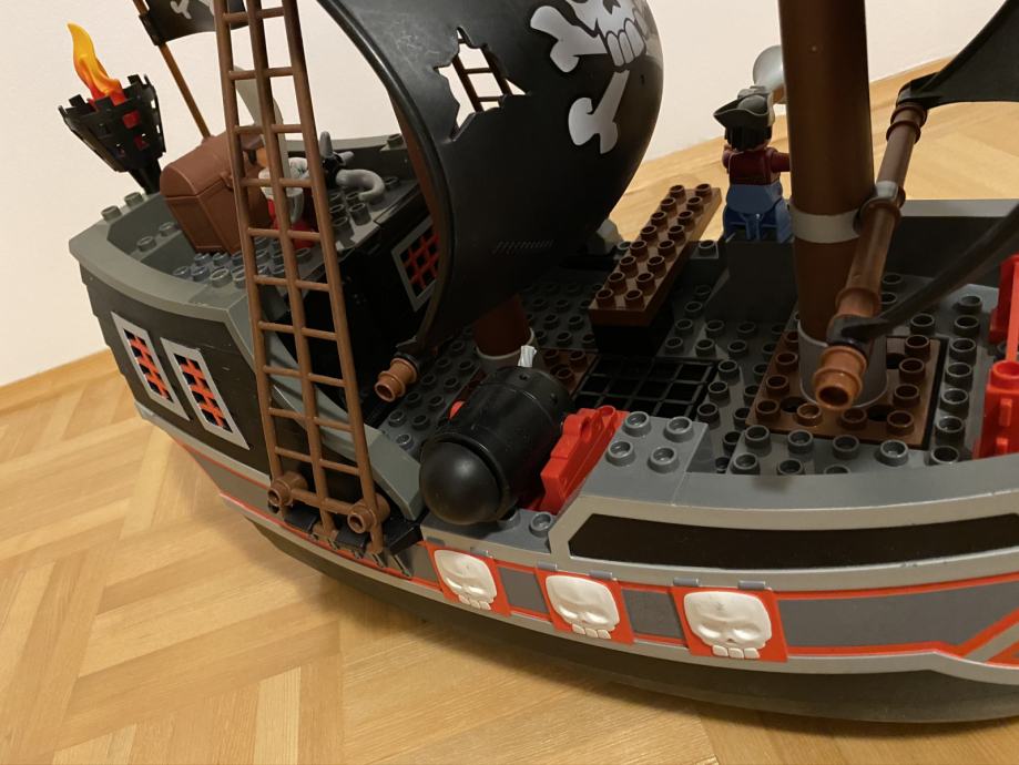 Lego Duplo velika piratska ladja 7880