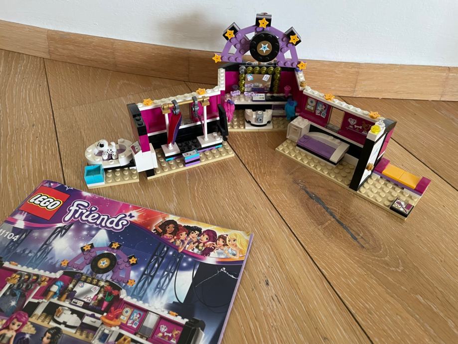 LEGO friends 41104 Garderoba za zvezdnike