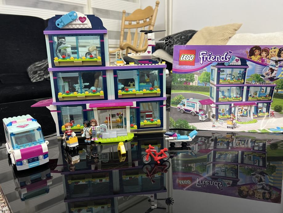 Lego Friends 41318 Heartlake Hospital
