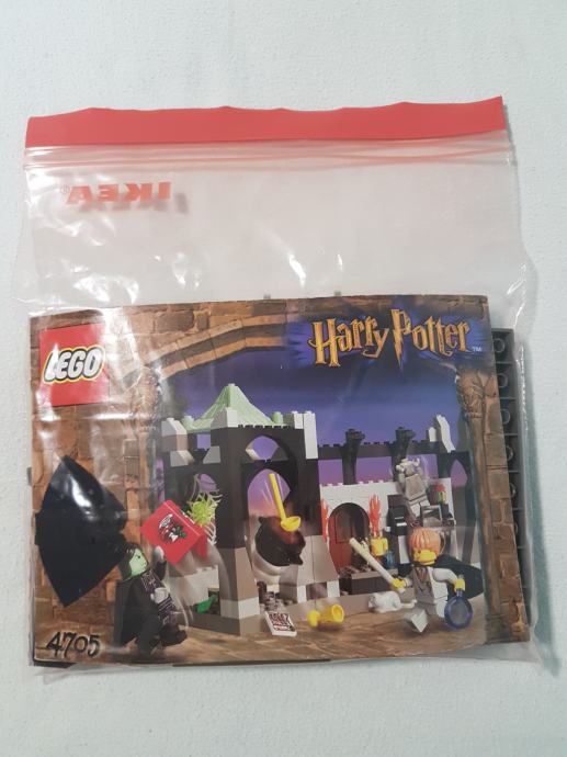 LEGO Harry Potter 4705 Snapes Class 2001