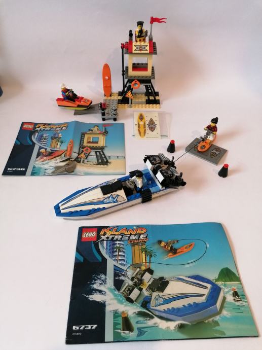 Lego Island Xtreme Stunts seta 6736 in 6737 (letnik 2002)