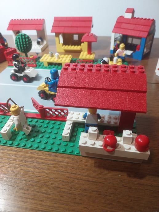 Lego izmišljen set Luna park stare lego kocke