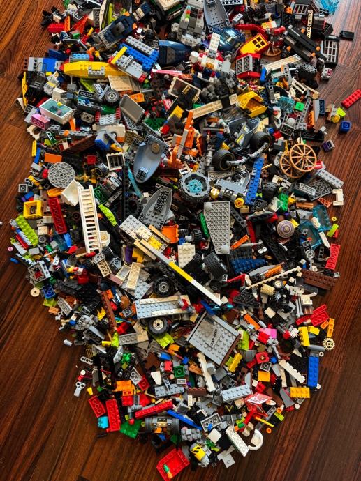 20€/kg LEGO kocke mešano rinfuza 6kg (Ninjago, City, Technic)